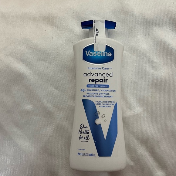Vaseline | Bath & Body | New Vaseline Advanced Repair Intensive Care ...